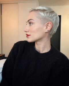 30 Stunning Gray Pixie Haircuts for All Ages