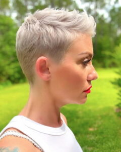 30 Stunning Gray Pixie Haircuts for All Ages
