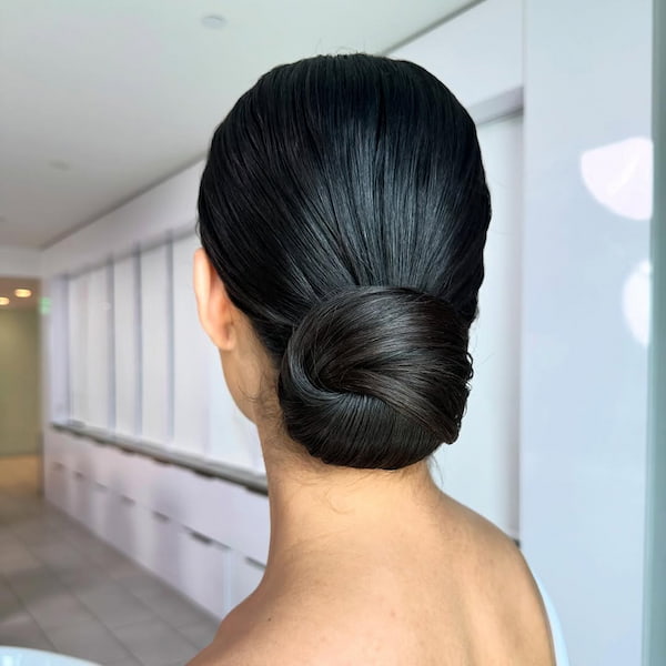 30 Easy Hairstyles for Work for Modern Women